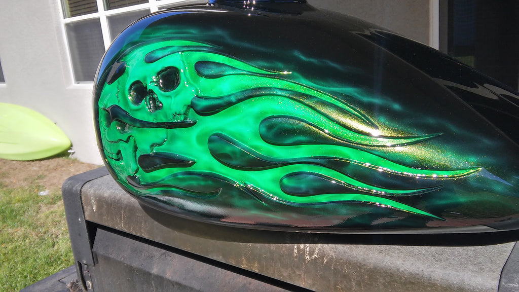 Harley Touring recessed skull and Flamed Tank – Brock Black Customs